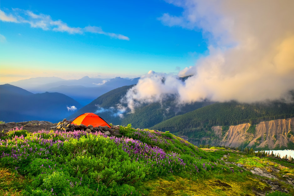 Camping Experiences Millenials Love | Adrenaline Romance